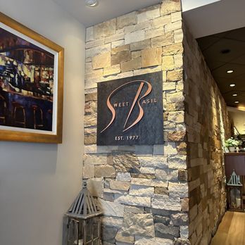 SWEET BASIL - Updated August 2024 - 893 Photos & 822 Reviews - 193 Gore ...