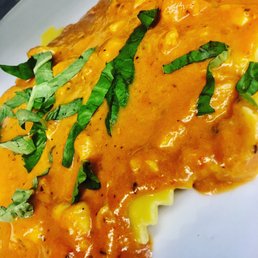 BASTA PASTA - FALLSTON - Updated December 2025 - 71 Photos & 160 ...