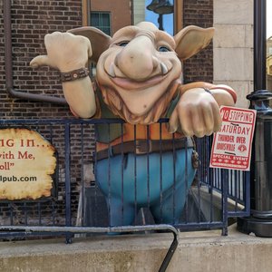 TROLL PUB UNDER THE BRIDGE - 738 Photos & 694 Reviews - 150 W ...