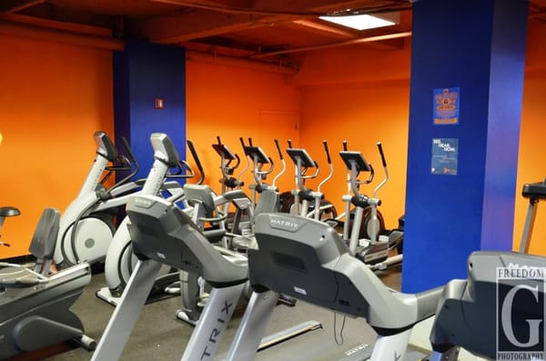 OPTIMAL SPORT HEALTH CLUB 1315 - Updated December 2025 - 102 Photos ...