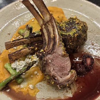 TRAVELER’S TABLE - Updated February 2025 - 6302 Photos & 2118 Reviews ...