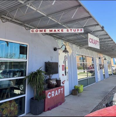 CRAFT - Updated December 2025 - 98 Photos & 93 Reviews - 916 Springdale ...