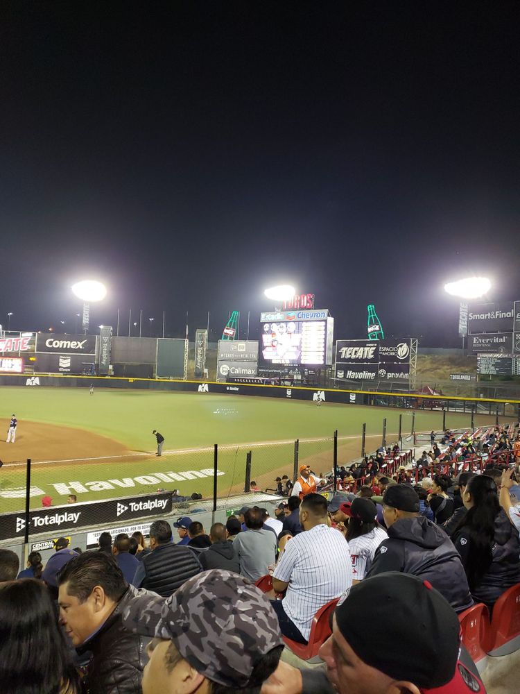 ESTADIO CHEVRON - 20 Photos & 17 Reviews - Stadiums & Arenas - Misión ...