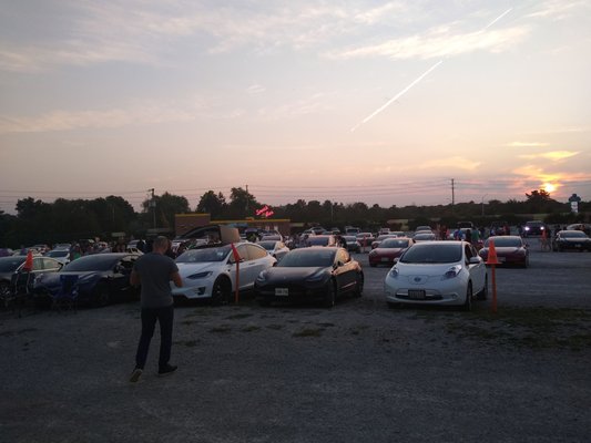 FIVE DRIVE-IN THEATRE - 39 Photos & 52 Reviews - 2332 Ninth Line ...