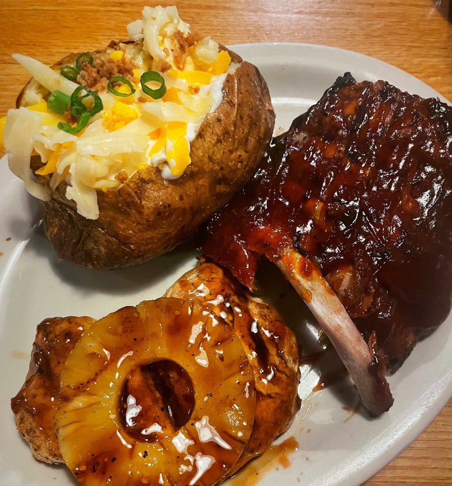 J R CASH’S GRILL & BAR - Updated September 2024 - 52 Photos & 49 ...