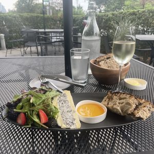 PERRY ST - 1630 Photos & 989 Reviews - 176 Perry St, New York, NY ...