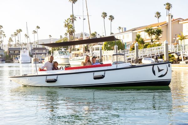 VISION ELECTRIC BOAT RENTAL - Updated November 2025 - 90 Photos & 64 ...