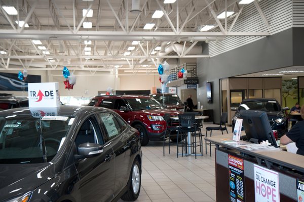 APPLE FORD APPLE VALLEY - Updated March 2025 - 31 Photos & 138 Reviews ...