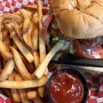 NEWT’S SOUTH - Updated December 2025 - 114 Photos & 111 Reviews - 1201 ...