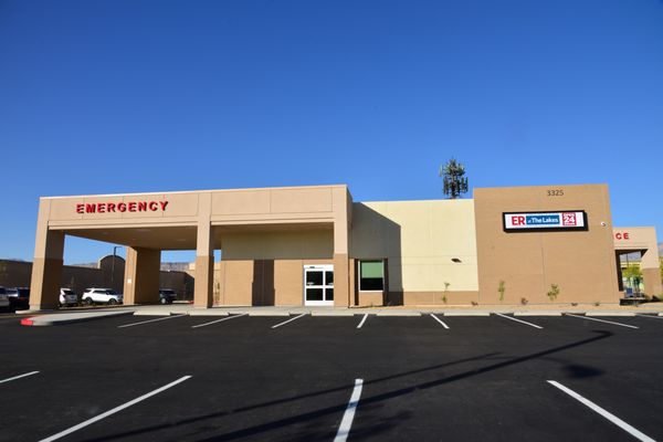 ER AT THE LAKES - Updated July 2024 - 18 Photos & 150 Reviews - 3325 S ...