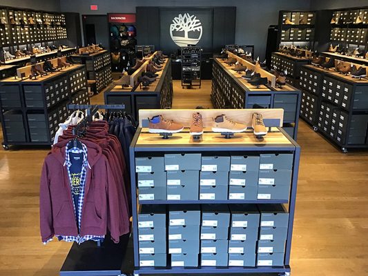 TIMBERLAND OUTLET - COMMERCE CA - Updated September 2025 - 14 Photos ...