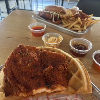 JONESY’S FRIED CHICKEN - Updated May 2025 - 184 Photos & 105 Reviews ...