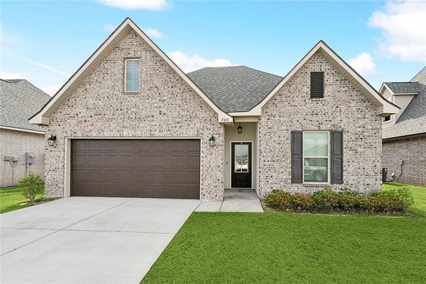 JAMIE MERWIN - ZMD REALTY - Updated July 2025 - Contact Agent - 700 ...