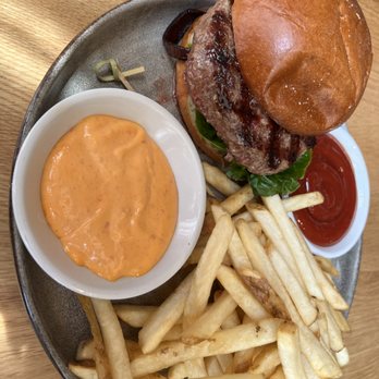 THE SHELL RESTAURANT - Updated December 2025 - 170 Photos & 155 Reviews ...