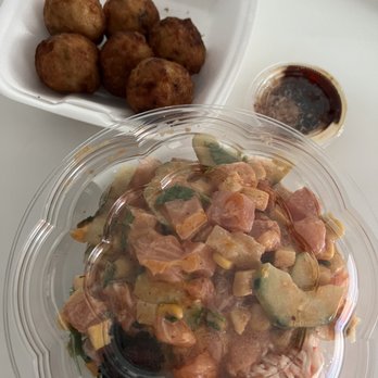 POKE POKU HAWAIIAN POKE BAR - Updated July 2024 - 710 Photos & 608 ...