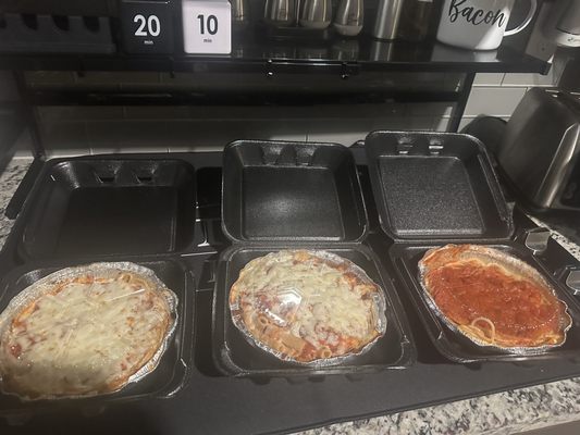 HOT ROCKS PIZZA - Updated December 2025 - 44 Photos & 31 Reviews - 5915 ...