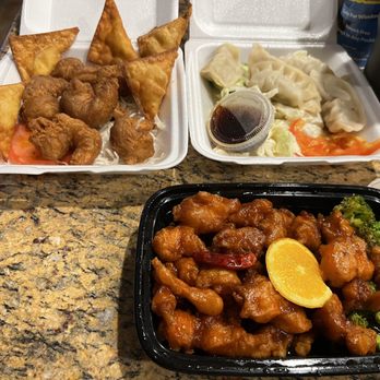 THE LEMONGRASS ASIAN CUISINE - 132 Photos & 117 Reviews - 2585 E 16th ...