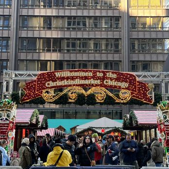 CHRISTKINDLMARKET CHICAGO - Updated November 2024 - 2227 Photos & 782 ...