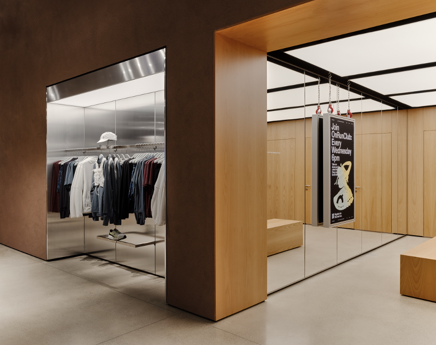 ON FLAGSHIP STORE CHICAGO RUSH STREET - Updated March 2025 - 1043 N ...