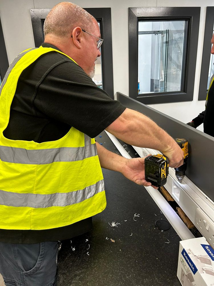 ADAPTIVECOMMS - Updated September 2025 - 20 Photos - 11b Hoghton Street, Southport, Merseyside ...