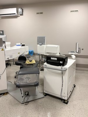 WELLISH ABRAMS VISION INSTITUTE - Updated December 2025 - 29 Photos ...