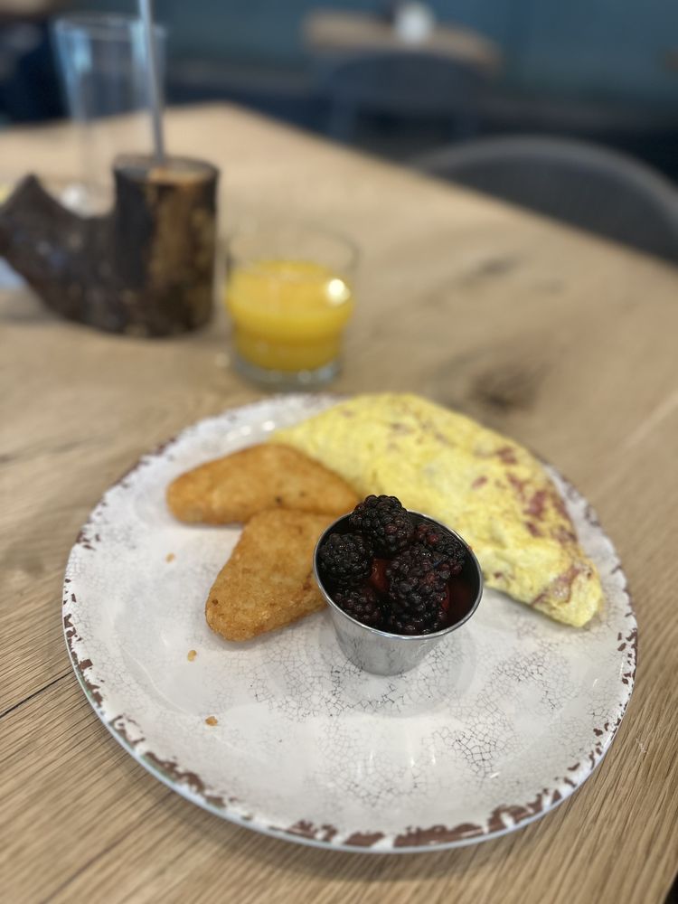 WOODSIDE RESTAURANT - Updated July 2025 - 185 Photos & 186 Reviews ...