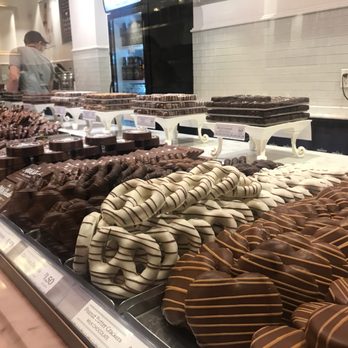 MILKSHAKE FACTORY SOUTH SIDE - Updated January 2026 - 302 Photos & 296 ...