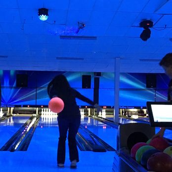 VALLEY LANES - Updated December 2025 - 15 Photos & 32 Reviews - 3106 S ...
