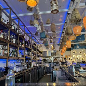 ELIA - Updated November 2024 - 1152 Photos & 430 Reviews - 1520 Locust ...