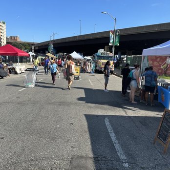 BALTIMORE FARMERS’ MARKET & BAZAAR - Updated August 2025 - 482 Photos ...