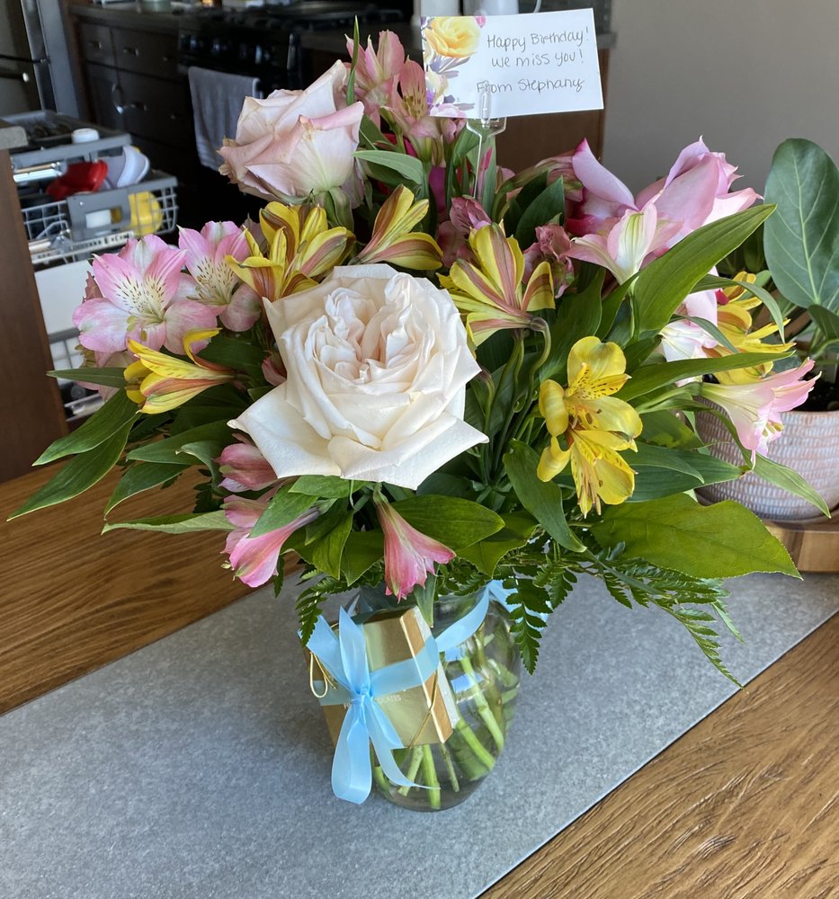 BEE ENCHANTED FLORIST - Updated December 2025 - 16 Photos & 14 Reviews ...