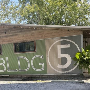 BLDG5 - Updated May 2025 - 511 Photos & 295 Reviews - 2805 Kalurah St ...