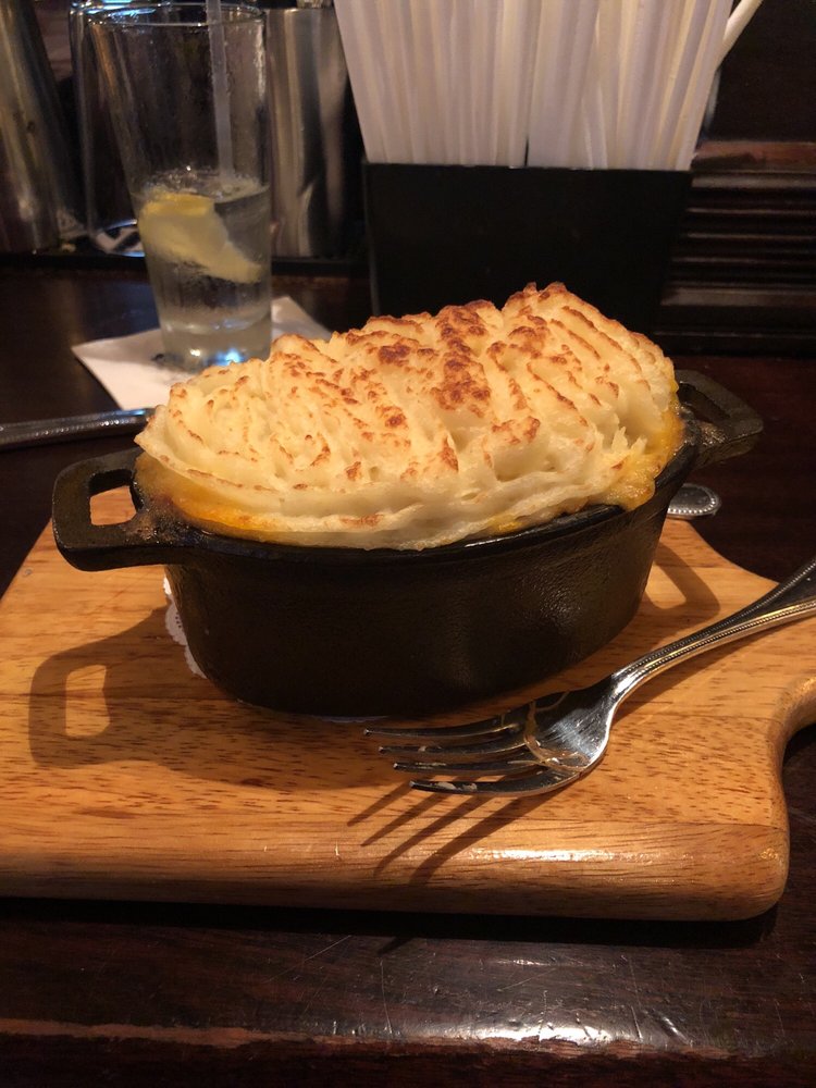 THE WHEELTAPPER PUB AND PATIO - 68 Photos & 197 Reviews - Irish - 141 E ...