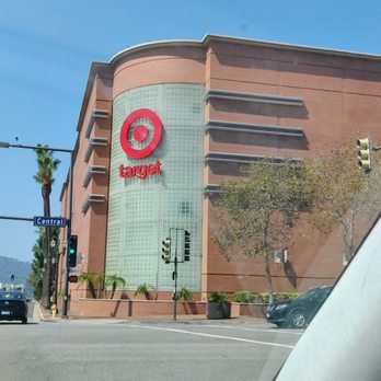 TARGET - Updated June 2025 - 378 Photos & 467 Reviews - 2195 Glendale ...