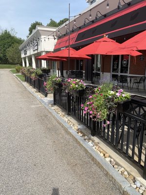 THE NEIGHBORHOOD TAVERN - 49 Photos & 83 Reviews - 318 Main St ...