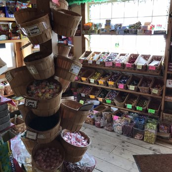 LITCHFIELD CANDY COMPANY - Updated December 2025 - 61 Photos & 25 ...