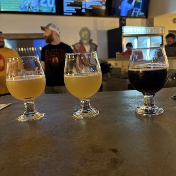 MAGNANIMOUS BREWERY - Updated December 2025 - 212 Photos & 78 Reviews ...