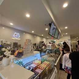 DEAR DONUTS - Updated February 2025 - 340 Photos & 130 Reviews - 570 S ...