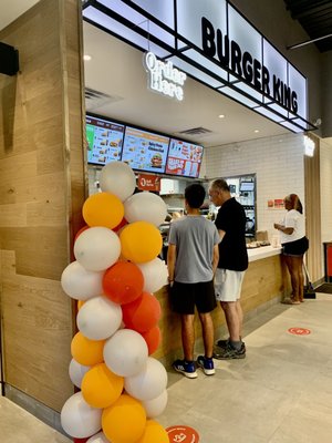 BURGER KING - Updated December 2025 - 26 Photos - 1436 Lawrence Avenue ...