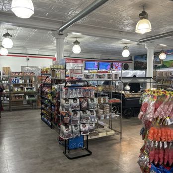 ONE WORLD MARKET - Updated May 2024 - 748 Photos & 443 Reviews - 42705 ...