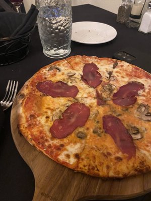 DAILY NEWS RESTAURANT - 20 Photos & 17 Reviews - 1575 S Ft Harrison Ave ...