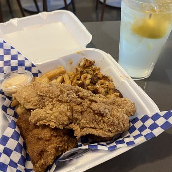 BUZZNBEEZ FOOD TRUCK - 86 Photos & 172 Reviews - Phoenix, Arizona ...