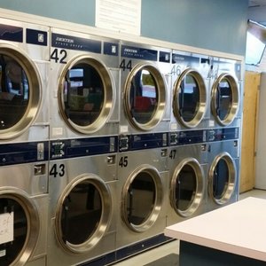 EASY COIN LAUNDRY - Updated January 2026 - 10 Reviews - 10992 124 ...