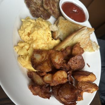 BAR VETTI - Updated December 2024 - 716 Photos & 332 Reviews - 727 E ...