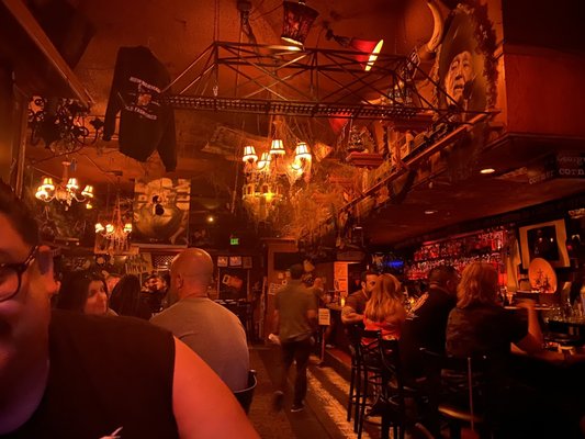 JOHNNY’S SALOON - 567 Photos & 873 Reviews - 17428 Beach Blvd ...