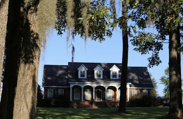 LACEY SHEPARD - FIRST & MAIN REAL ESTATE GROUP - Contact Agent - 10 ...