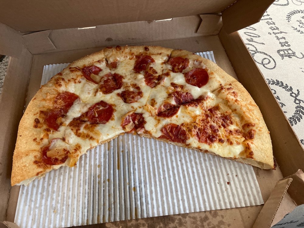 PIZZA HUT - Updated July 2025 - 39 Photos & 91 Reviews - 580 W Olive ...