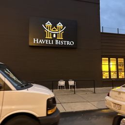 HAVELI BISTRO - Updated July 2025 - 316 Photos & 245 Reviews - 185 N High St, Columbus, Ohio ...