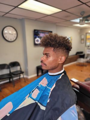 R C CRISPY CUTZ - Updated December 2025 - 20 Photos - 1729 Cecil B ...