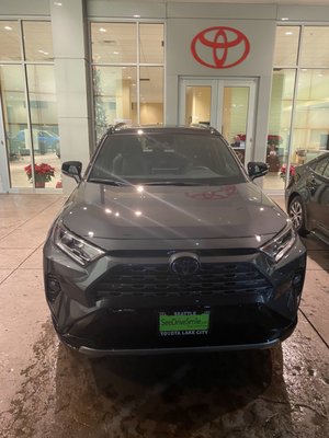 TOYOTA OF LAKE CITY - 65 Photos & 490 Reviews - 13355 Lake City Way NE ...